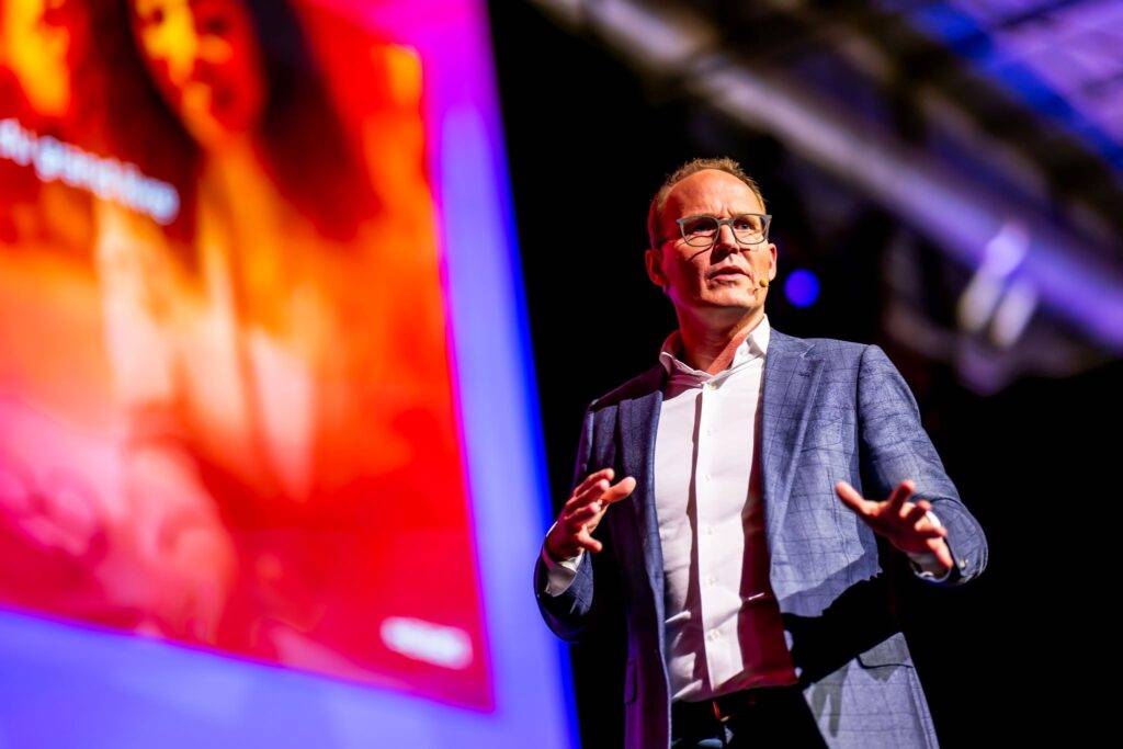 Exact lance Exact Assistant, un outil d’IA qui permet aux entrepreneurs ...